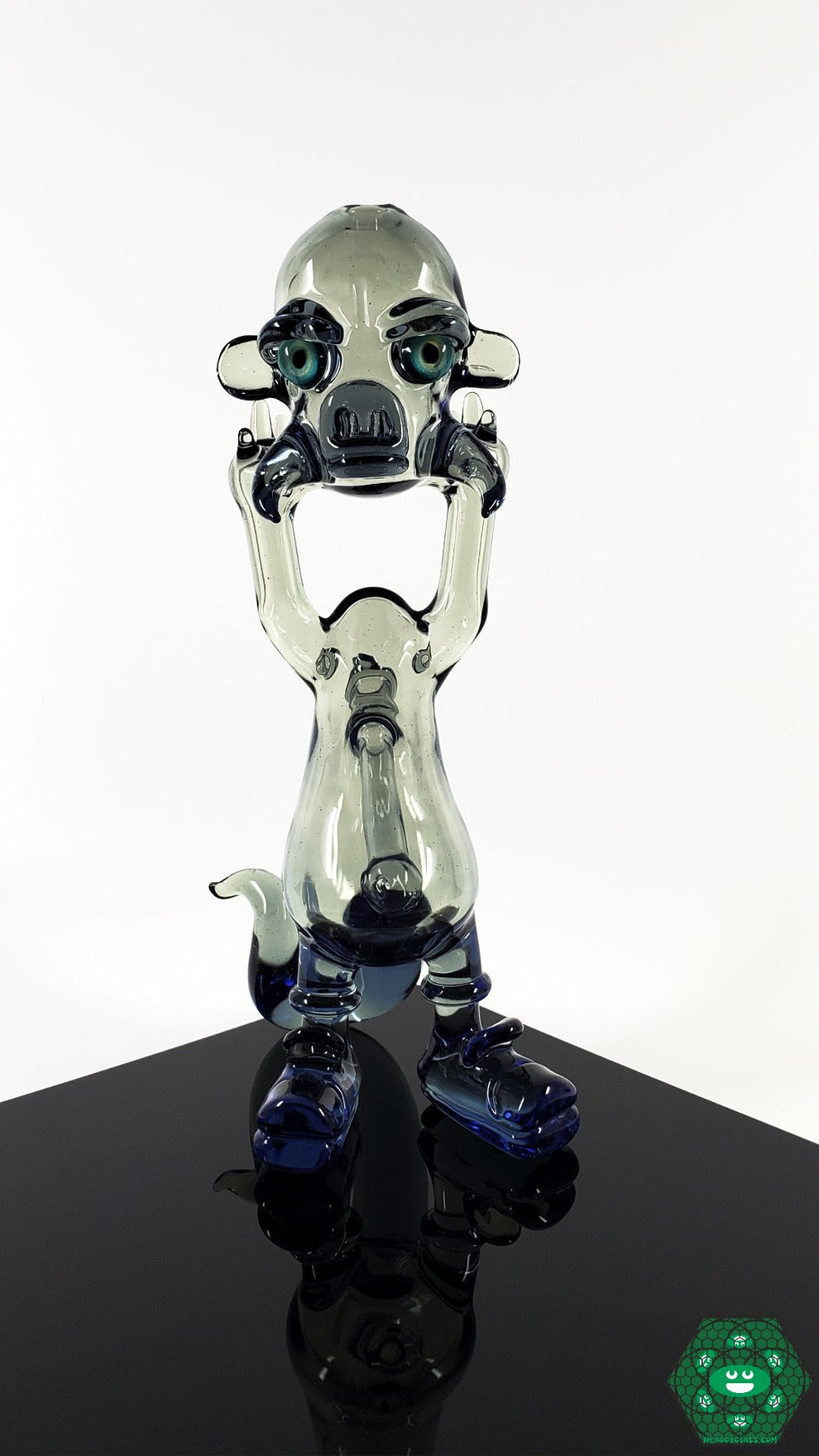 Snic Barnes Heads Up – Intricately Designed Glass Display Piece – HG