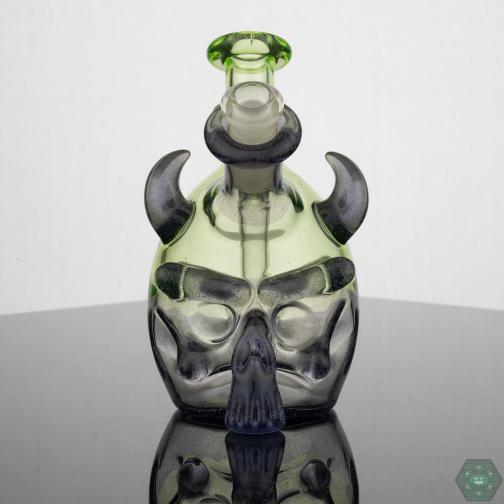 Tuskum Glass Crippy Skull Jammer – 10mm Joint, Compact Rig with 2-Hole – HG